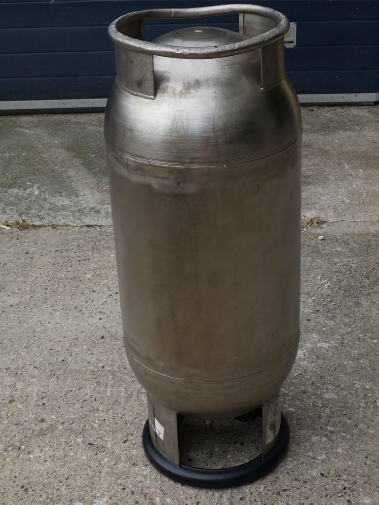 Cameron CB2380 Titanium cylinder | Balloons4sale.eu